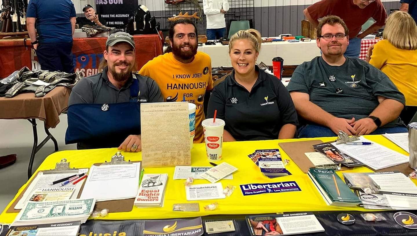 LPVC at the DeLand Gun and Knife Show – Libertarian Party of Volusia County